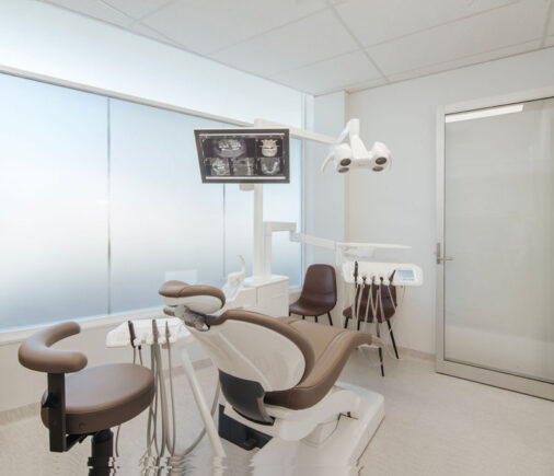 Gentle Teeth Extraction Narraweena | Narraweena Smiles